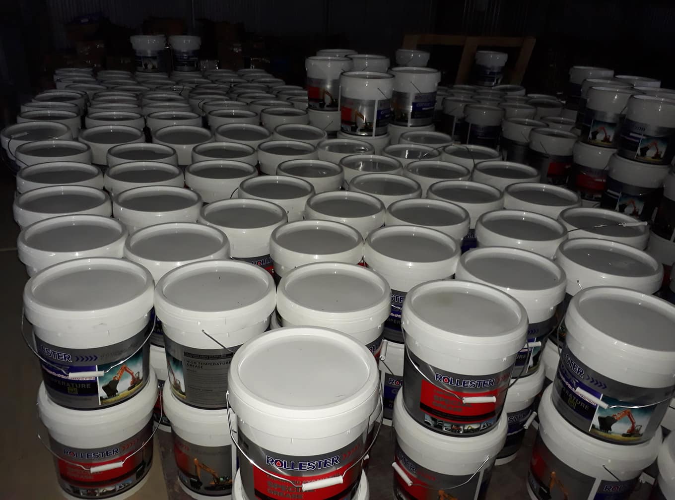 MỠ CHỊU NHIỆT ROLLESTER THÙNG LOẠI 180 ĐỘ 4KG